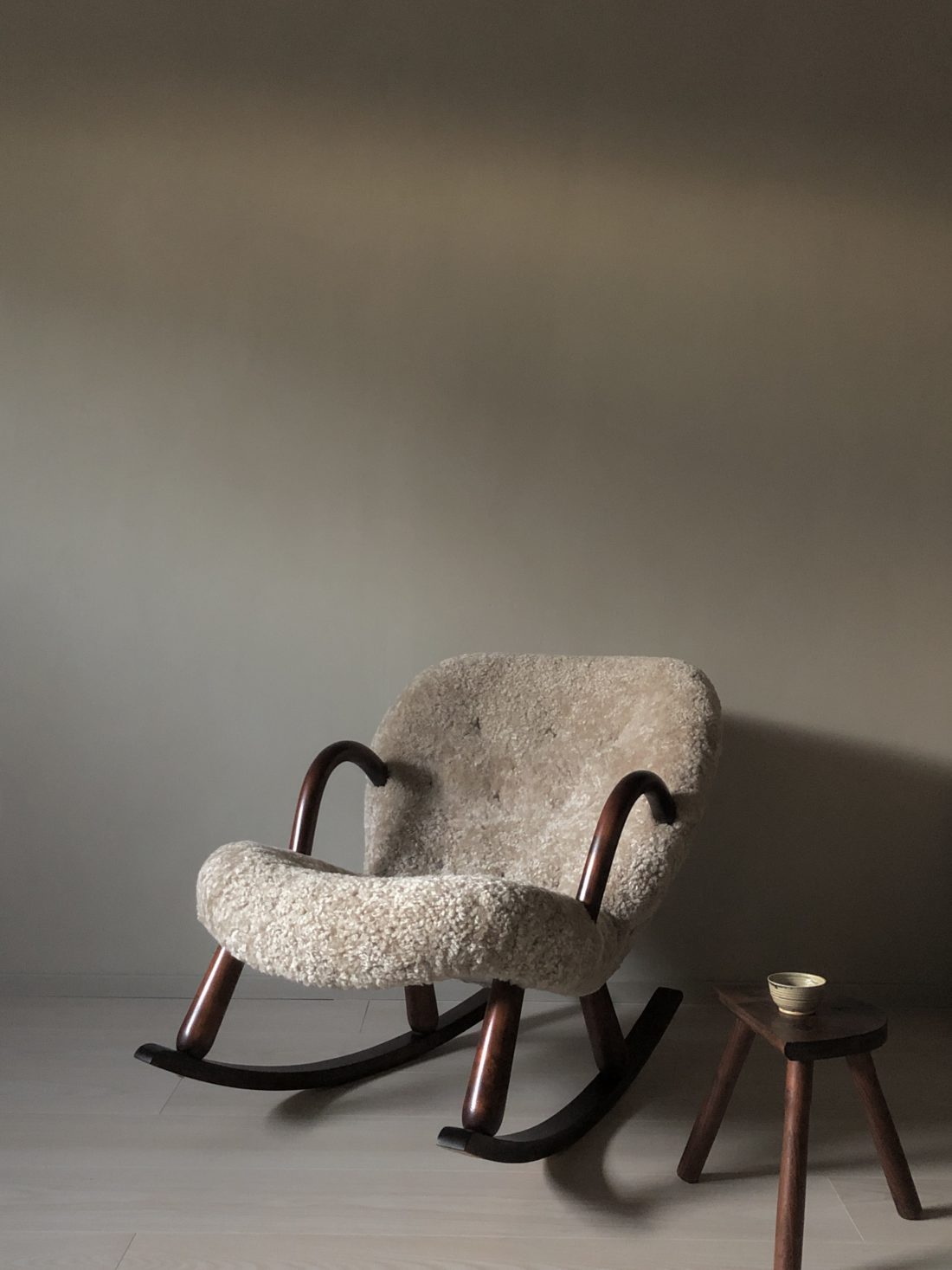 Clam Rocking Chair - Bruksmann