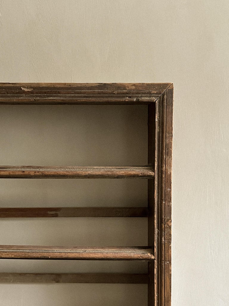 A Primitive Plate Rack, Scandinavia, c. 1800s. - Bruksmann